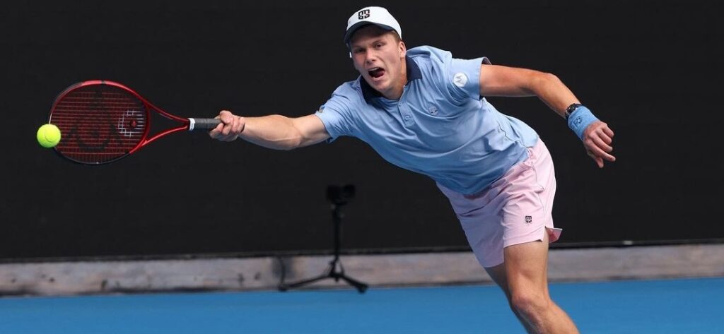 Jenson Brooksby's Tennis Racquet: A Closer Look