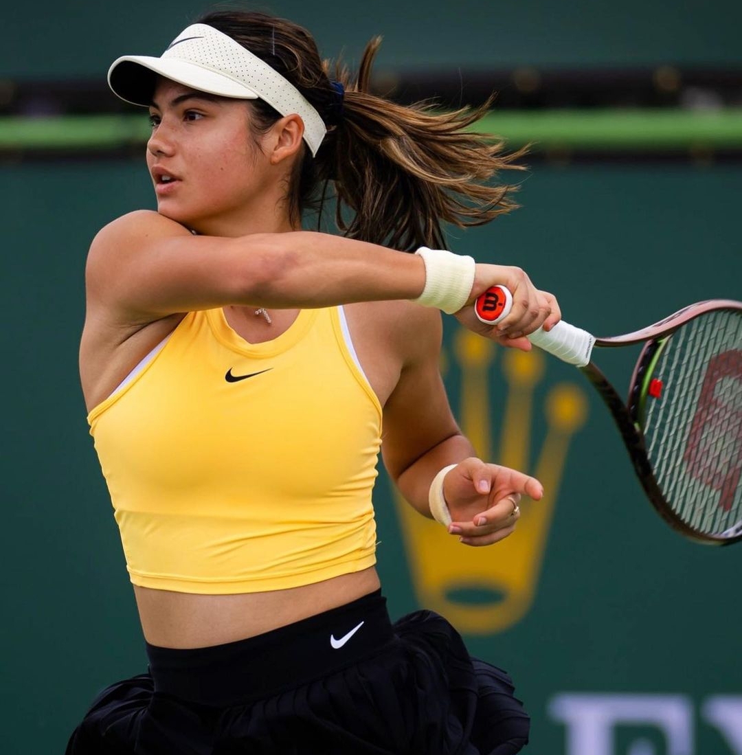 Emma Raducanu’s Tennis Racquet: A Closer Look at Her Gear